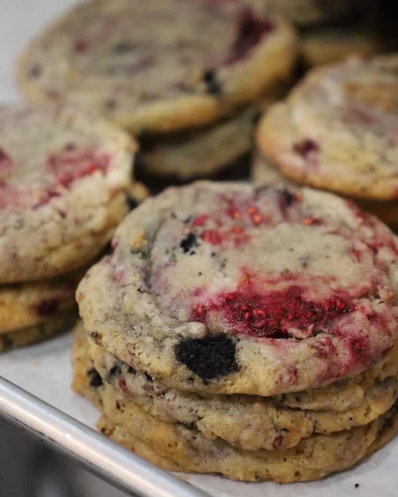 Raspberry Oreo Cheesecake – Detroit Cookie Company